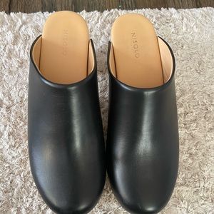 Nisolo | Shoes | Nisolo Black Clogs | Poshmark